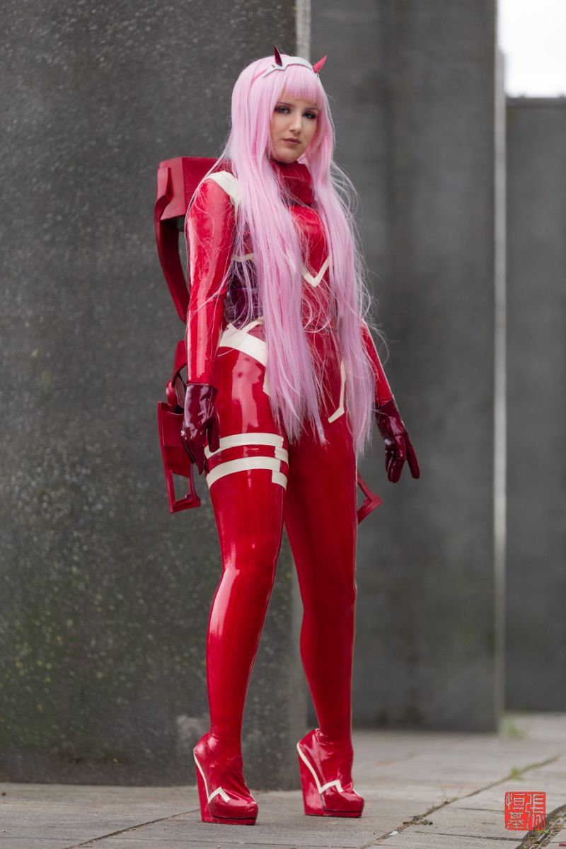 Zero Two / Darling in the Franxx by Strelizia.Cos – Food and Cosplay