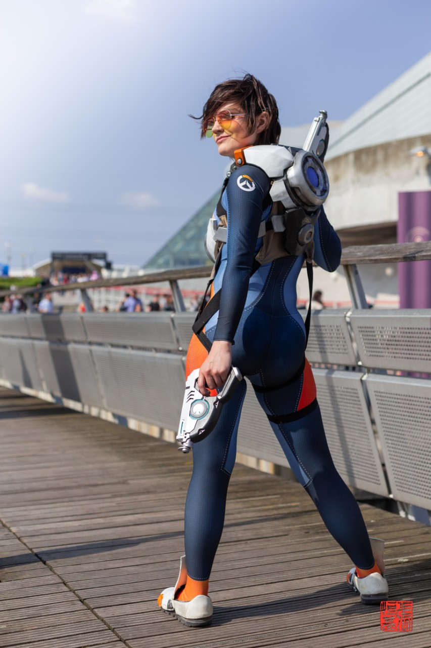 Tracer (Graduation Suit) / Overwatch by Jinxy Dragon Cosplay – Food and ...
