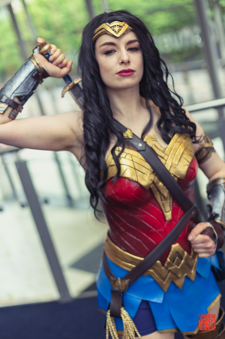 Wonder Woman by Zara Jane Fox – Food and Cosplay